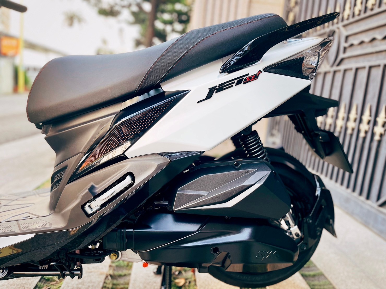 JETSL158 問世了 !! 購車前最全面的6大角度優劣勢剖析